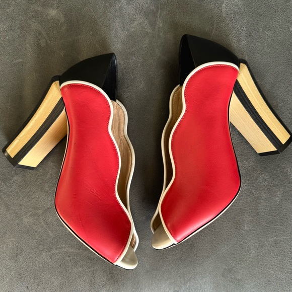 Fendi | Shoes | Fendi Multi Color Scallop Open Toe Wooden Heel Red ...